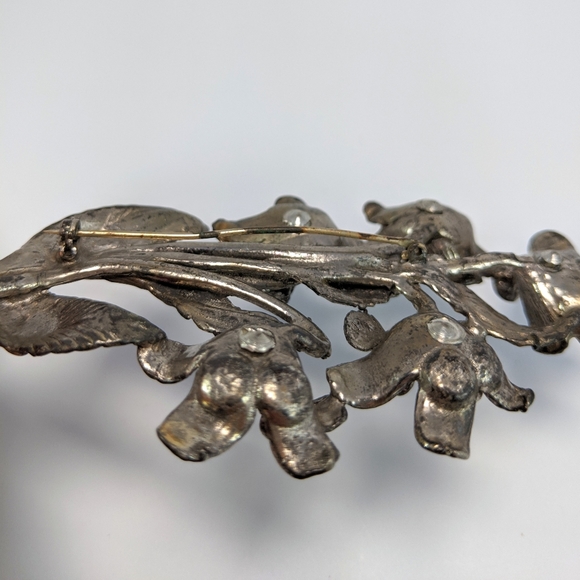 unbranded | Accessories | Flowers Bunch Brooch Huge Antique Finish ...